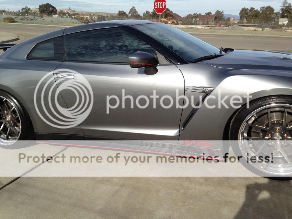 Thought I would try this Nismo replica | Nissan GT-R Forum